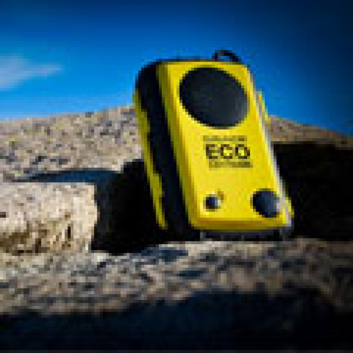 Eco Extreme makes your cell phone watertight | Eurospapoolnews.com