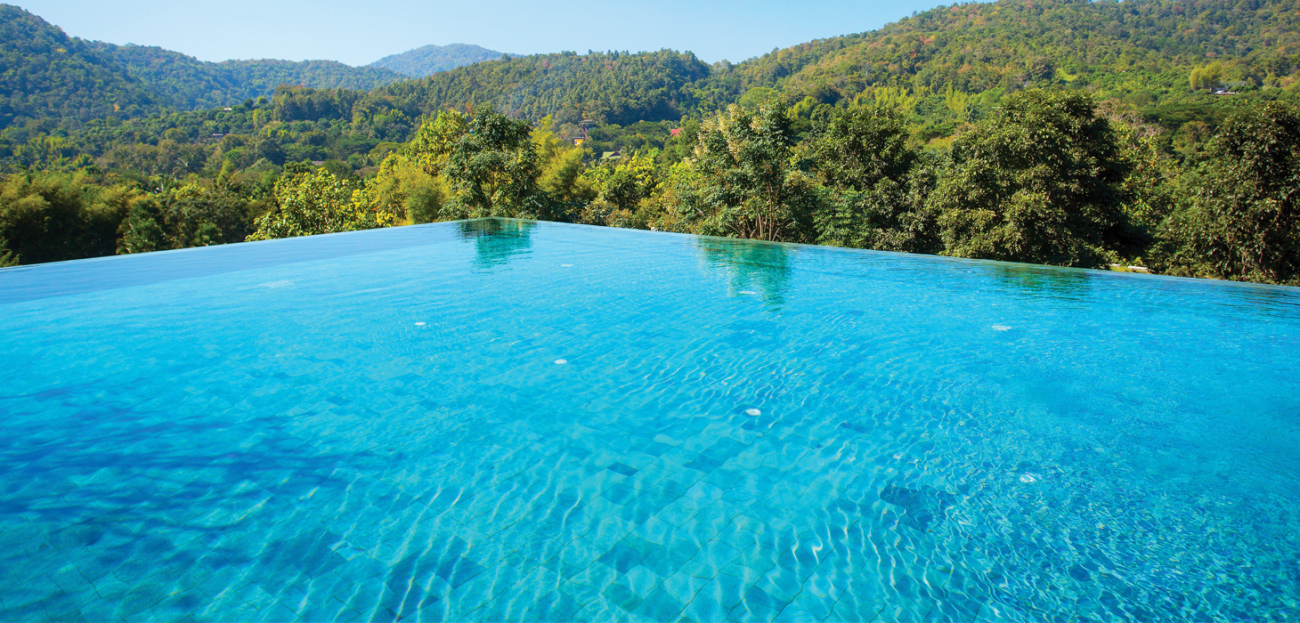 Discover Salins du Midi salts for the treatment of pools and spas ...