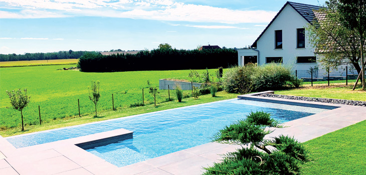 Procédé de construction Aquilus pour des piscines à débordement ...